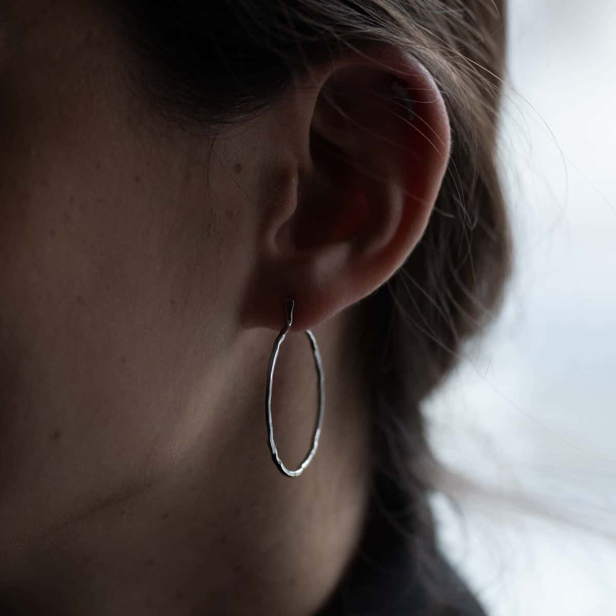 NORA Buckle Large Open Creole earring in sterling silver | Un Chic Fou